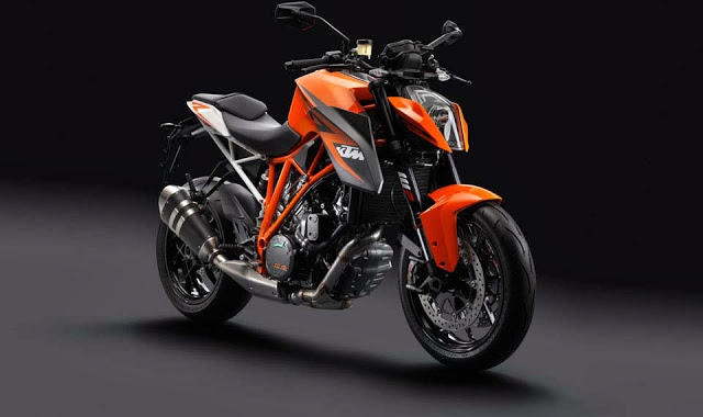 2014-ktm-super-duke-1290-r-19