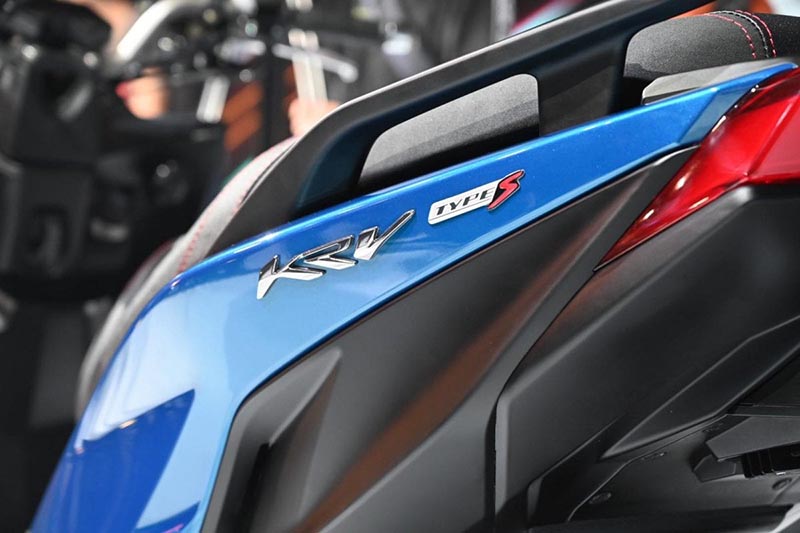 2021 KYMCO KRV 180發表：承襲AK550基因，TCS、Keyless好料給滿！ – 癮車報