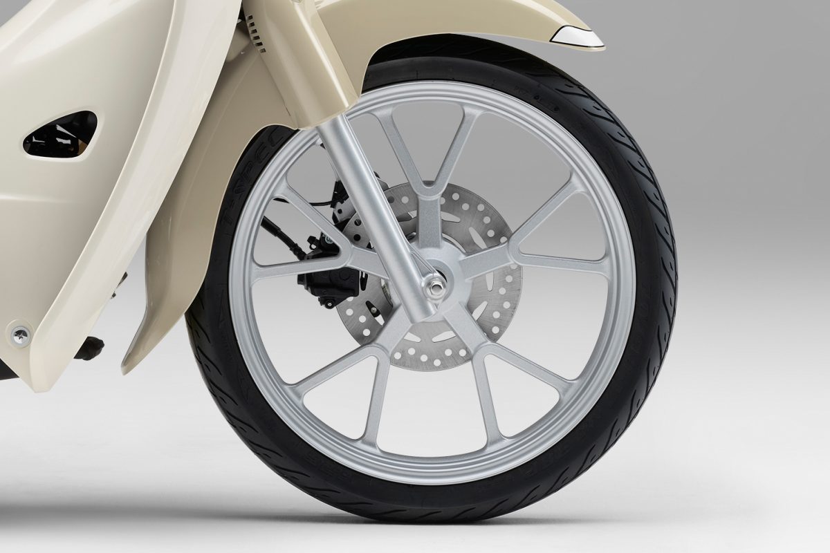 2022 HONDA Super Cub/Cross Cub 110發表：ABS、檔顯、鑄造框導入，經典國民車更可靠！ | 癮車報