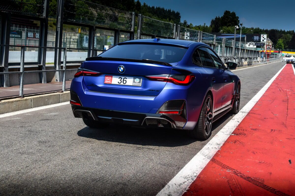 AC Schnitzer推出BMW i4內外改裝套件，為日耳曼電動四門轎跑添殺氣！