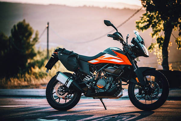 2021 KTM Adventure車系發表：橫跨白牌至旗艦公升級，滿足熱愛冒險的你！