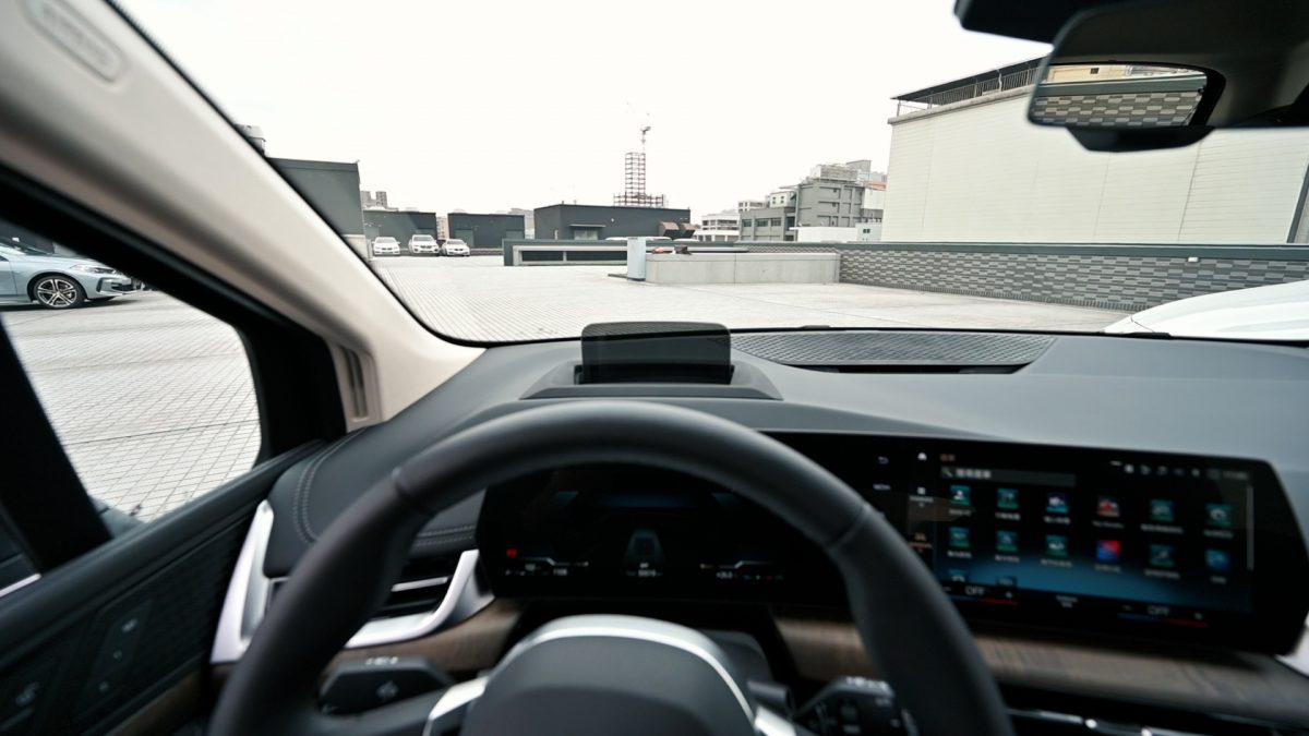 BMW 220i Active Tourer：多項iX科技配備下放！新舊款差異比較