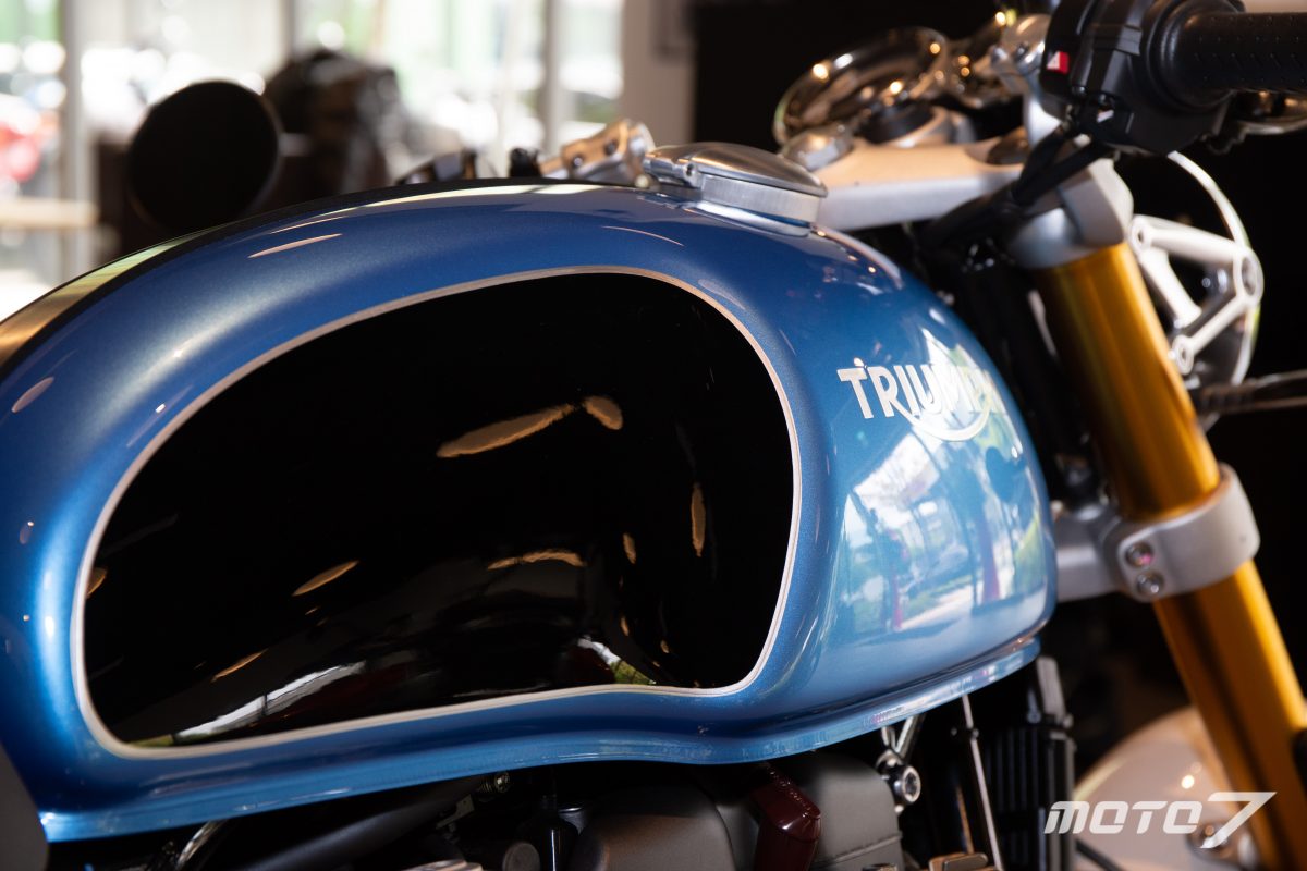 220408-triumph (29)