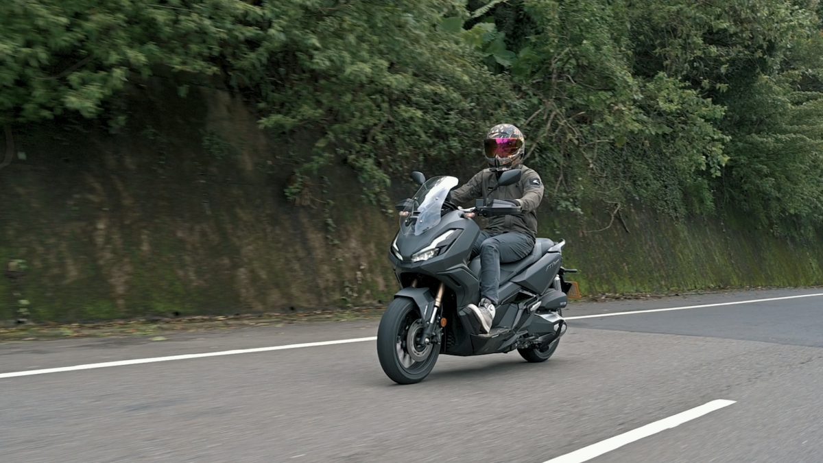 HONDA ADV350試駕：動力、操控感受如何？與FORZA350差異
