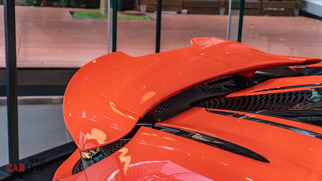 MCLAREN 765LT開價2,368萬元起正式在台亮相，全球限量765台！