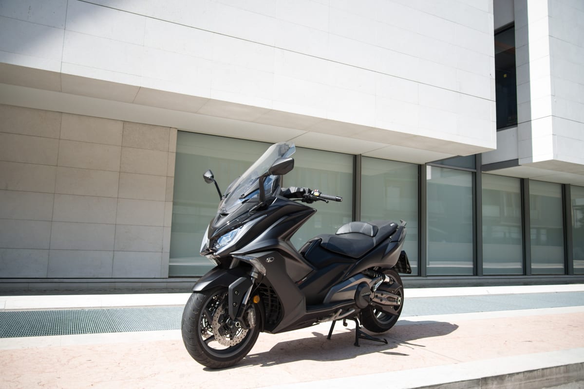 2020 KYMCO AK550小改款 全新配色義大利搶先上市！ | 癮車報