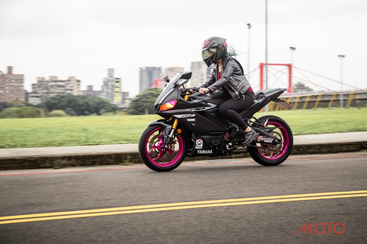 YAMAHA YZF-R3：延續18歲的音叉夢｜車主心得 by Wallis
