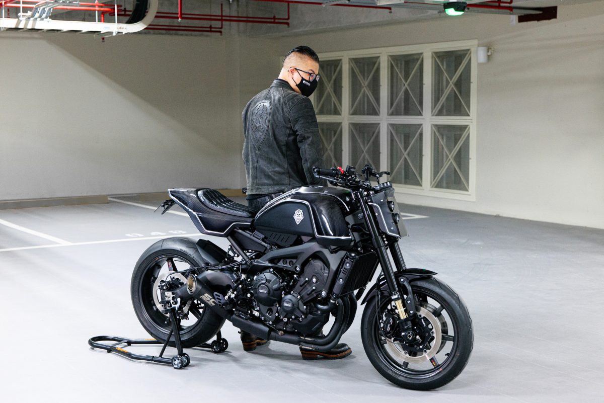YAMAHA XSR900「Faster Tracker」：親民設計、直上美學｜改裝車庫 by Rough Crafts