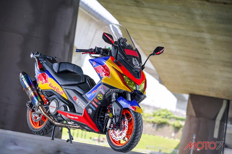 改裝車庫：KYMCO AK550 極限代表 by李紀宏