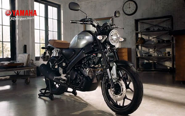 YAMAHA XSR300：黃牌復古街車預計今年10月登場？
