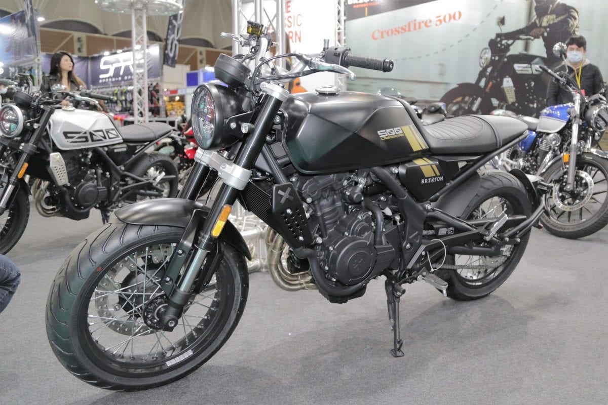 2021 BRIXTON Crossfire 500/500X實車鑑賞：黃牌科技復古/Scrambler新選擇登場！