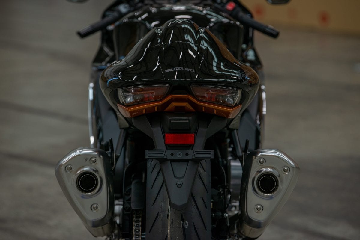 busa_detail_rear_1