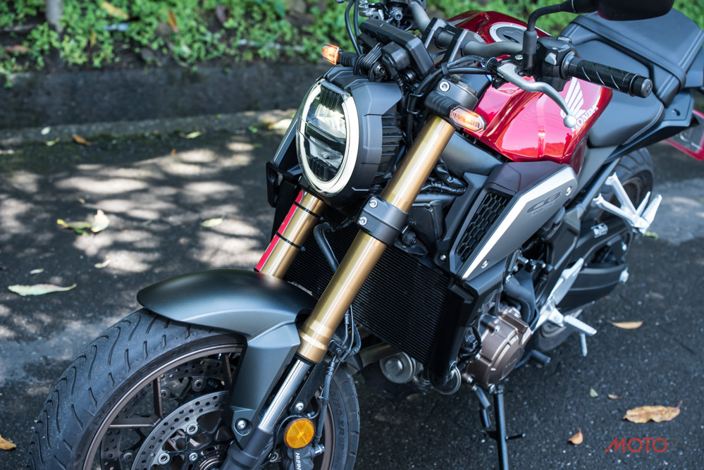 2019 HONDA CB650R 站長試駕：踩著輕盈節奏的舞者