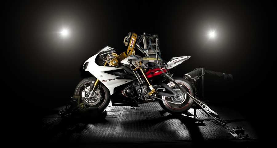 triumph-motorbike-motorcycle-photography-wheel-tim-wallace-1-1