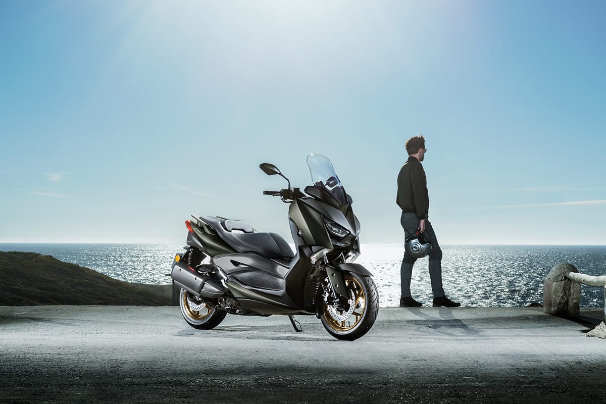 2020 YAMAHA XMAX五款新色發表！